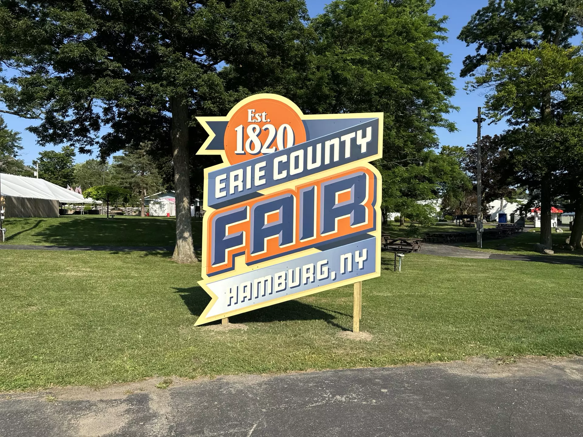 SIGNS & BANNERS - Ninja Graphics, Inc.